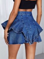 10 Ways to Style Your Denim Like a Diva - Tipping Trends